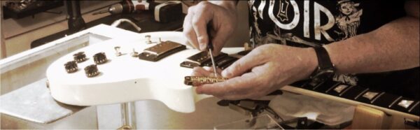 How To Set Up A Guitar Free Guide | GuitarNiche