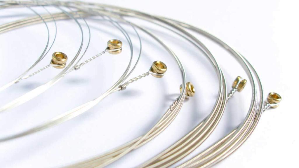 How To Set Up A Guitar Free Guide | GuitarNiche